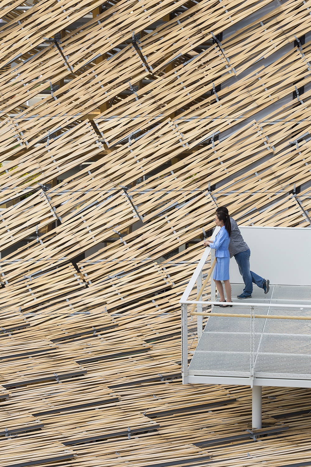 Studio Link-Arc designs inspiring China Pavilion.
